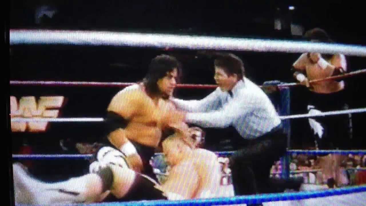WWF The Headshrinkers in action - YouTube