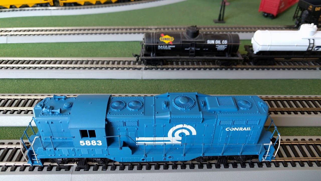 FOR SALE: Athearn Conrail GP9 - Powered DC Locomotive (No Box) - YouTube