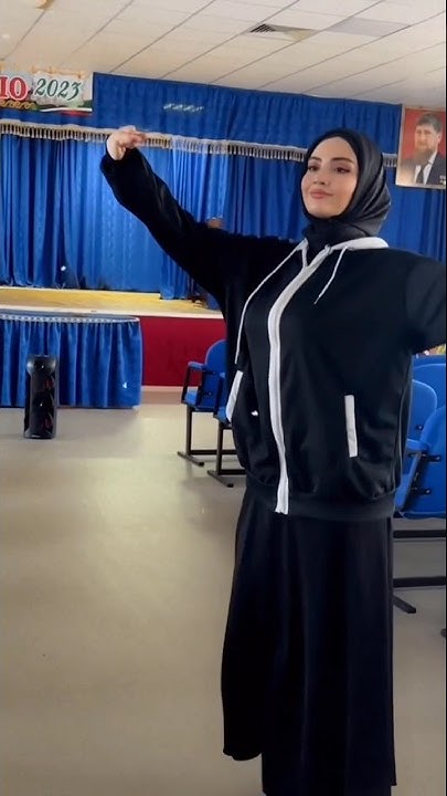 ШИКАРНЫЙ ТАНЕЦ КРАСАВИЦЫ🔥 #shorts - YouTube