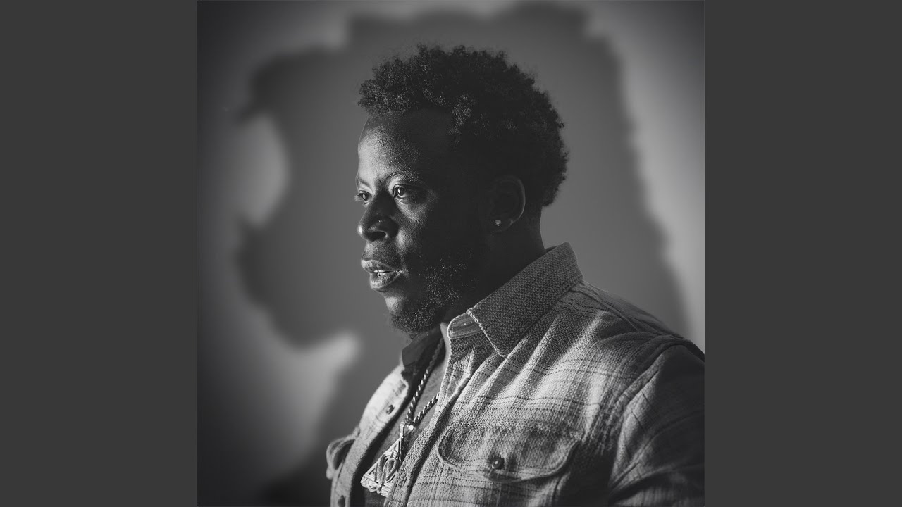 Lookin For Me - YouTube