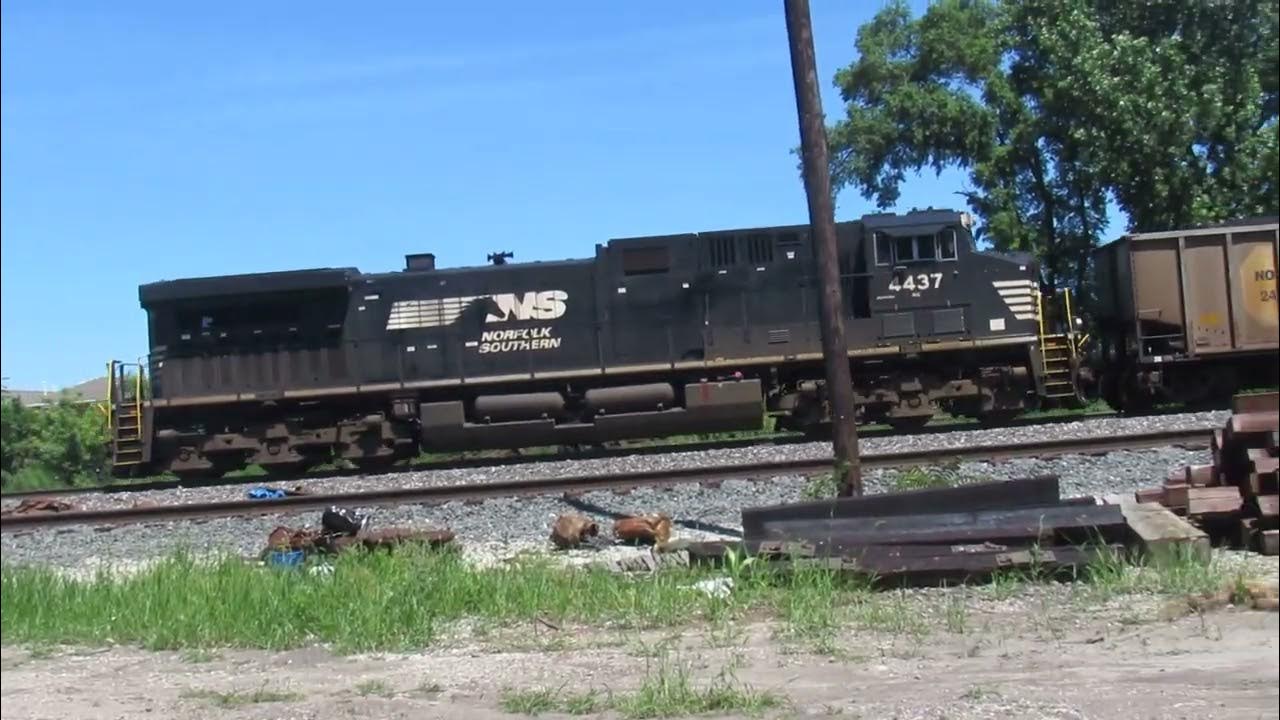 NS DPU at brighton park - YouTube
