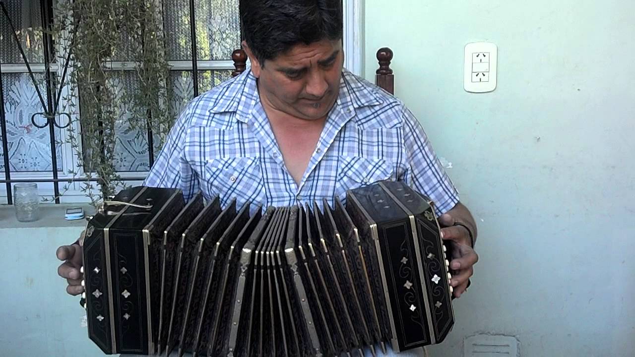 Vendo Bandoneón Premier 3/4 Nacar "Nostalgias" - YouTube