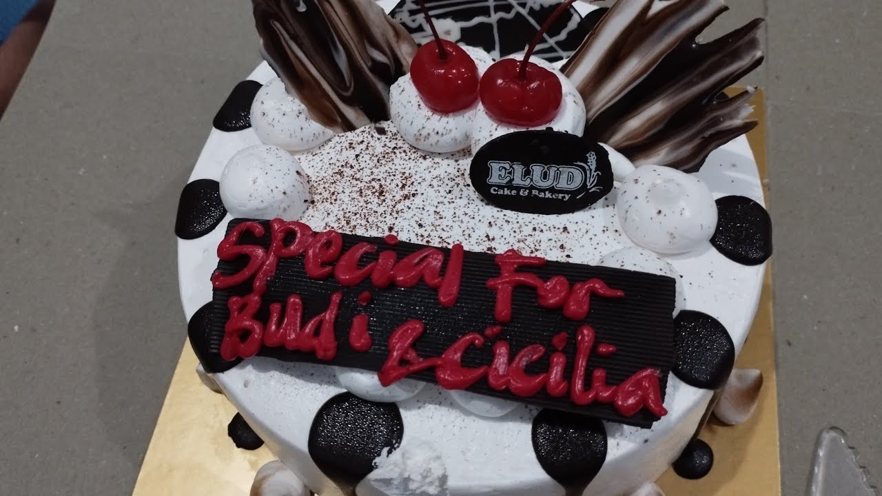 kue Ulang Tahun yang murah Di Elud mangun Jaya#shorts - YouTube