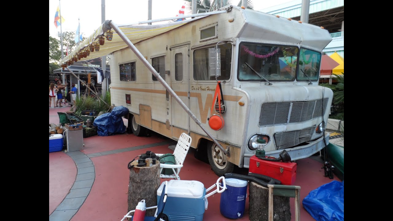 AMC ACTUAL WALKING THE DEAD RV CAMPER VAN FROM THE SERIES AT UNIVERSAL ...