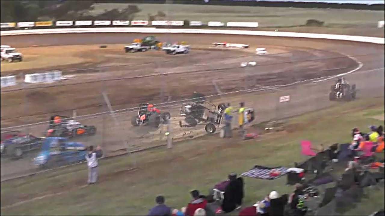 Wingless Sprints Crash Adrian Densley Simpson Speedway 5-12-2015 - YouTube