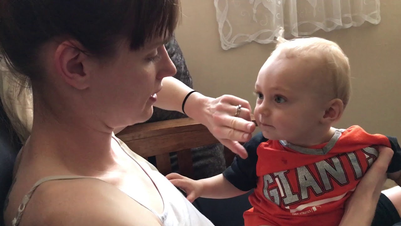 Baby does baba sounds - YouTube