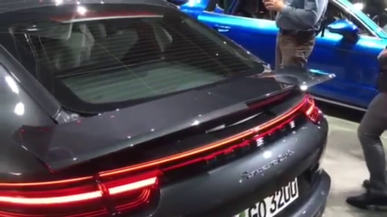 2017 2018 Porsche Panamera spoiler - YouTube