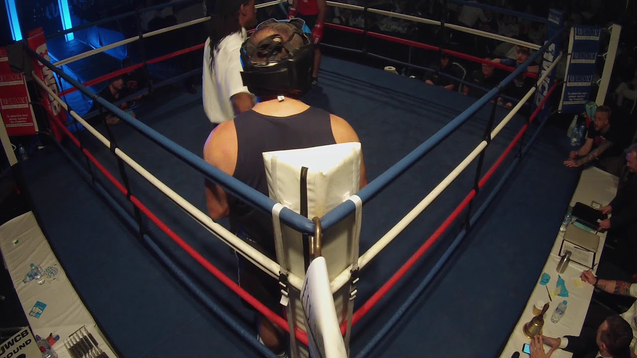 Ultra White Collar Boxing | Crawley | James Espin VS Mark Briggs - YouTube