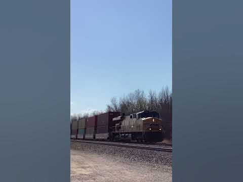 UP 5544 Flagler gevo with the absolute worst horn sequence :( - YouTube