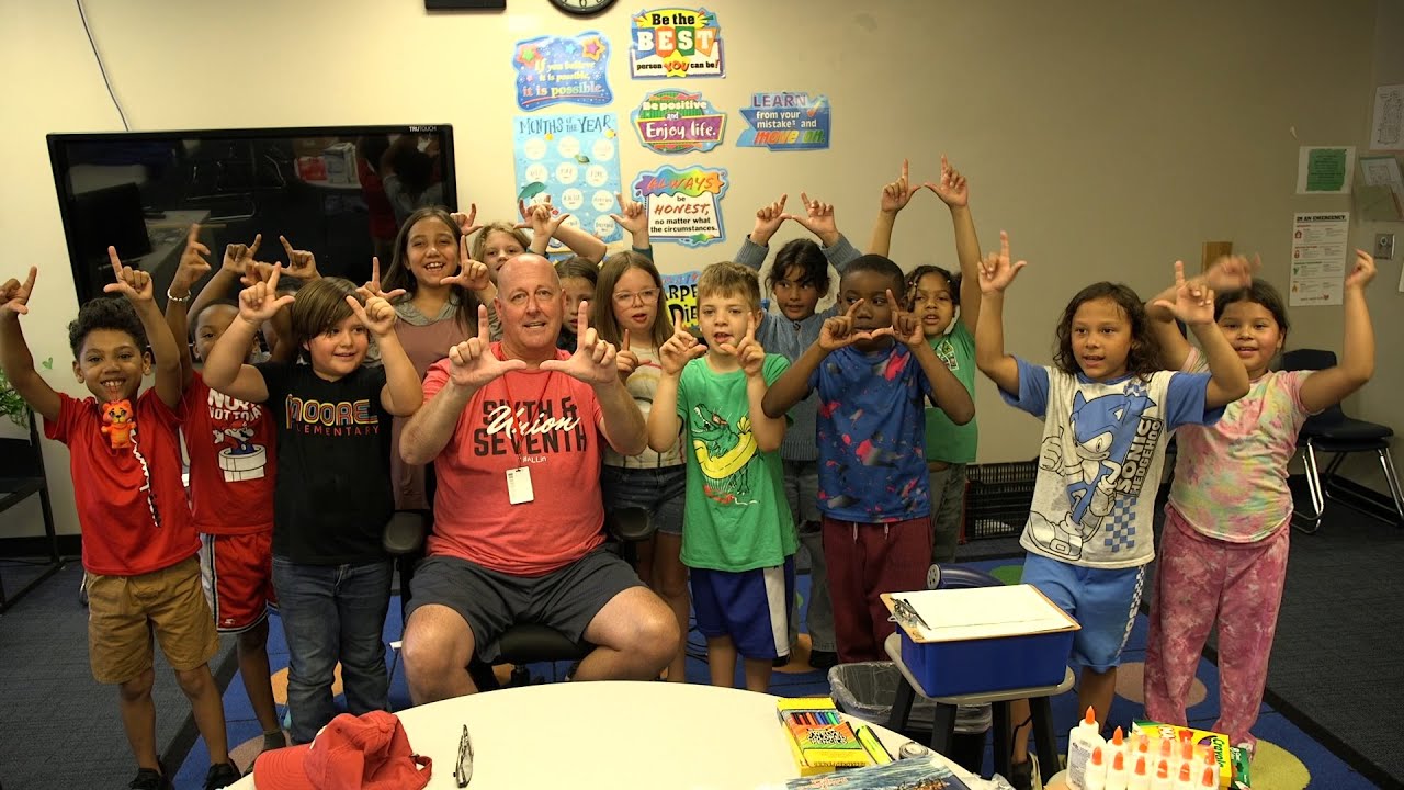 Learning Continues for Union Elementary Students - YouTube