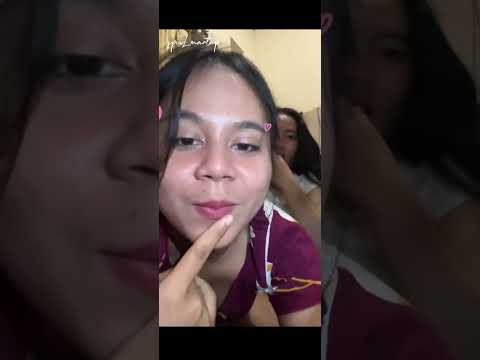 Live blunder . gasadar bonekanya tergeser . jelas banget
