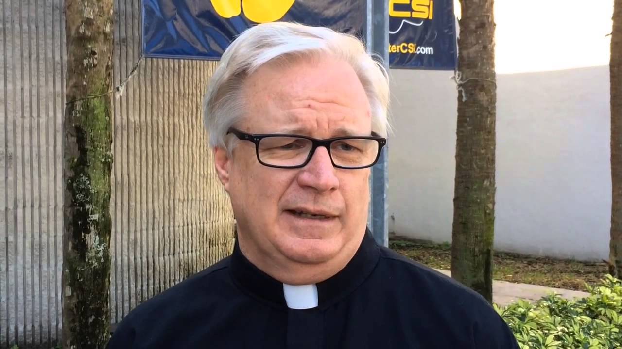 Canon Mark Sims speaks on Fort Lauderdale homeless - YouTube