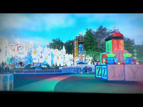 Roblox It’s A Small World Showcase Holiday Clock Parade during the ...