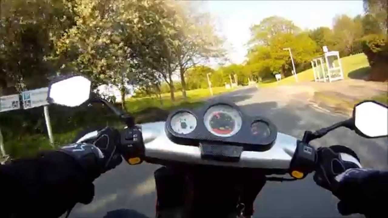 Schnellster Roller der Welt 254km/h / Fastest Scooter 157 mph top speed ...