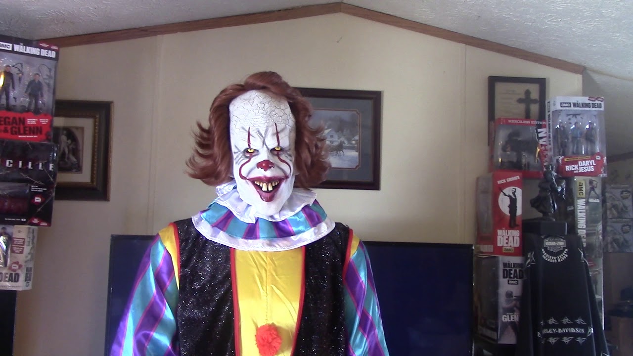 IT action figure: Life Size DIY - YouTube
