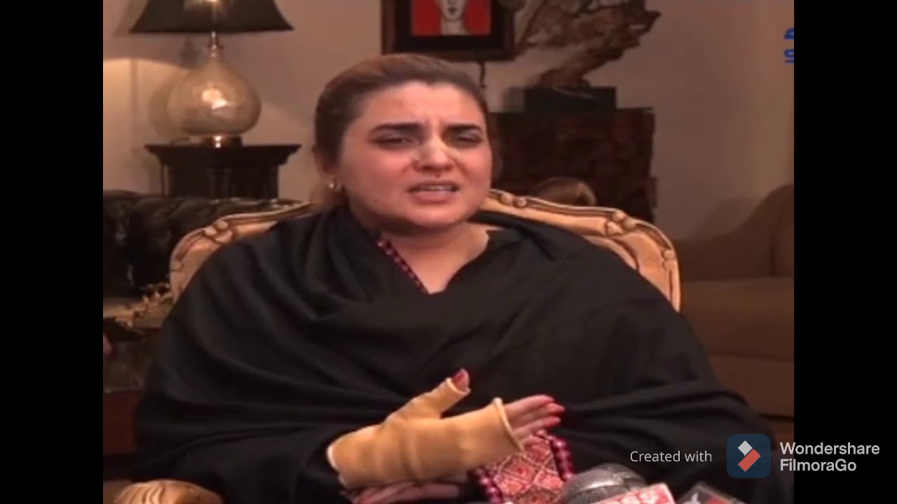 kashmala Tariq Interview on media - YouTube