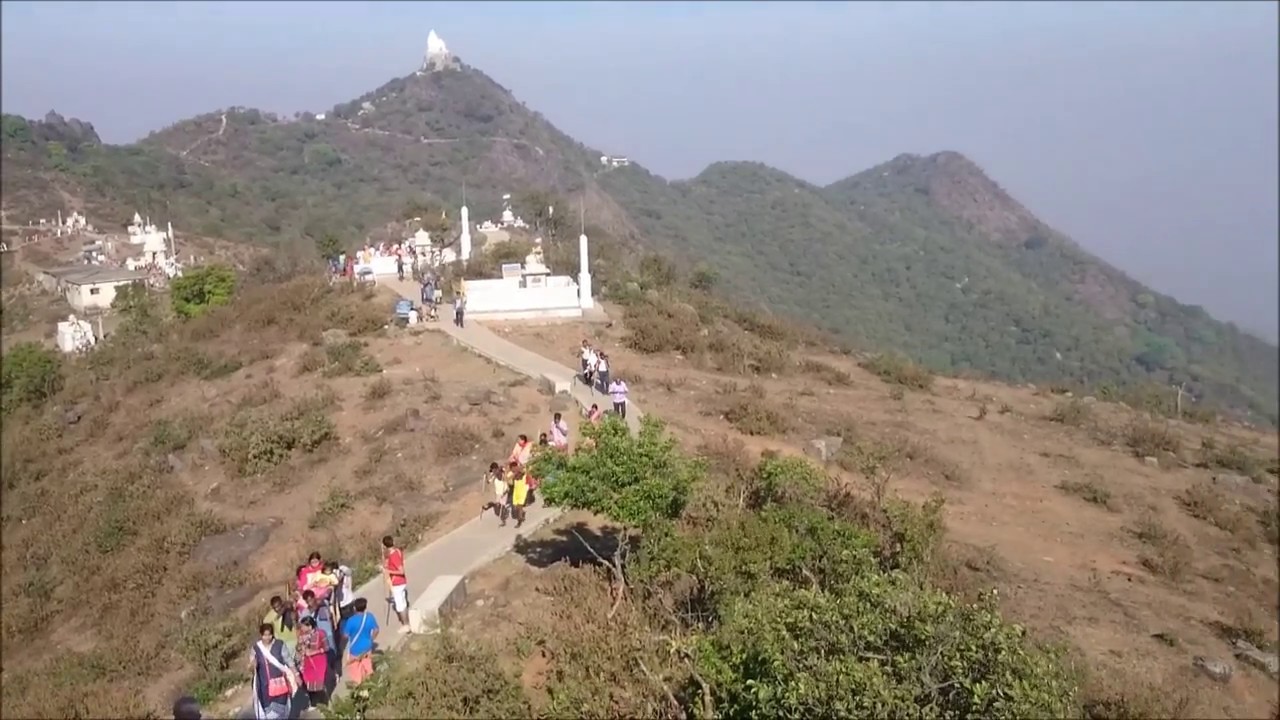 Shri Sammed Shikharji #2 on the way clip - YouTube