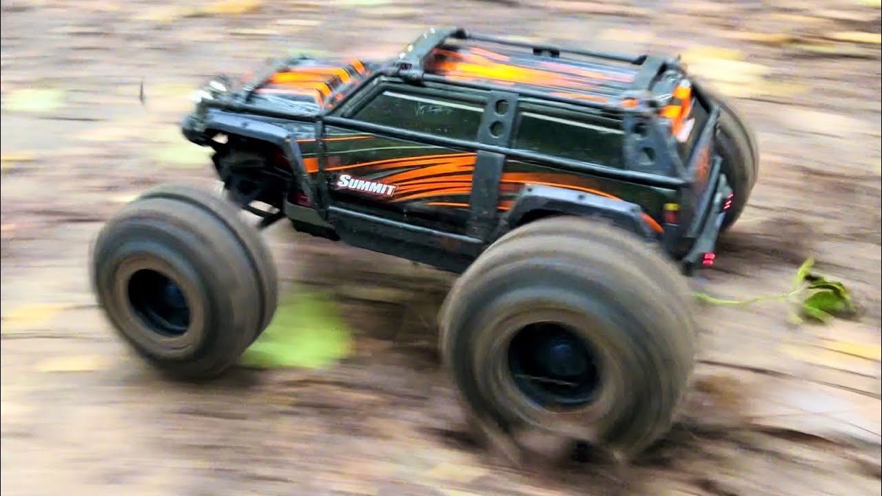 The MOST CAPABLE RC You Can BUY - TRAXXAS SUMMIT ~ Crawler and Basher ...