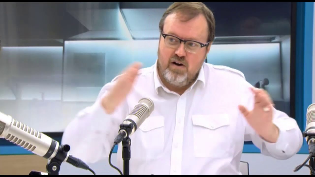 Paul Spain discusses new tech trends - TV3 AM Show - YouTube