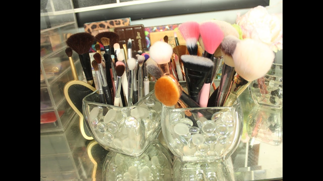 Declutter | Makeup Brushes | Hopie Dee Beauty - YouTube