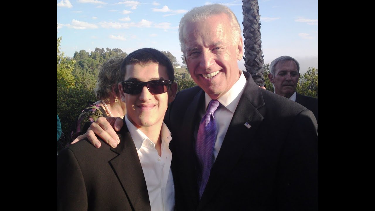 Joe Biden , Edward Akopyan, Igor Pasternak , Edvard Akopyan - YouTube