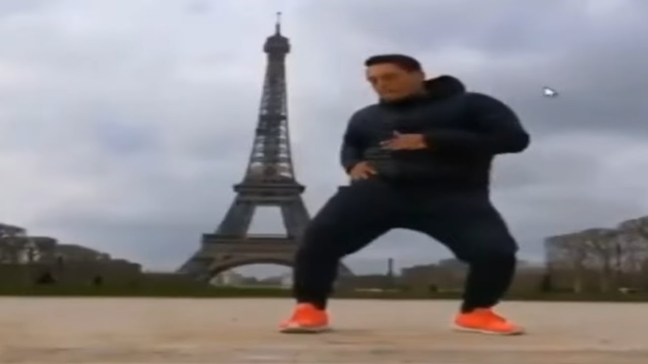 La Cancion del Momo - YouTube