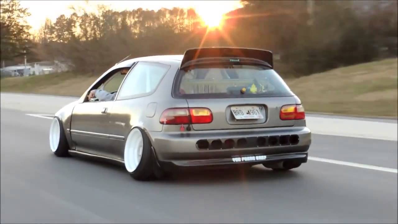 Low Stance Static Honda Civic Rihanna Pour it up - YouTube