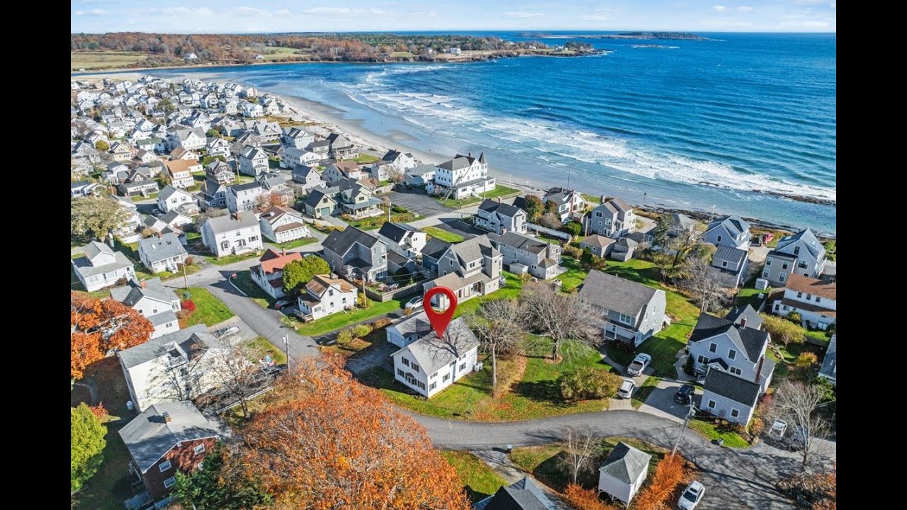 10 Shell Street Scarborough Presented by Scott & Sunny Townsend Team ...