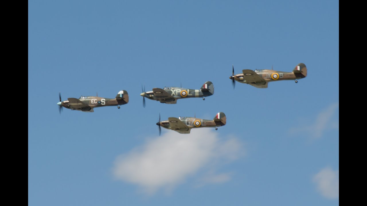 15+ spitfires/hurricanes flying in formation - YouTube