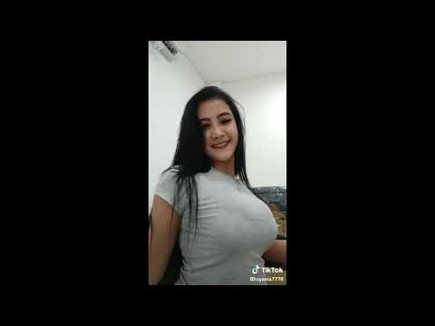 Tiktok goyang toket gede