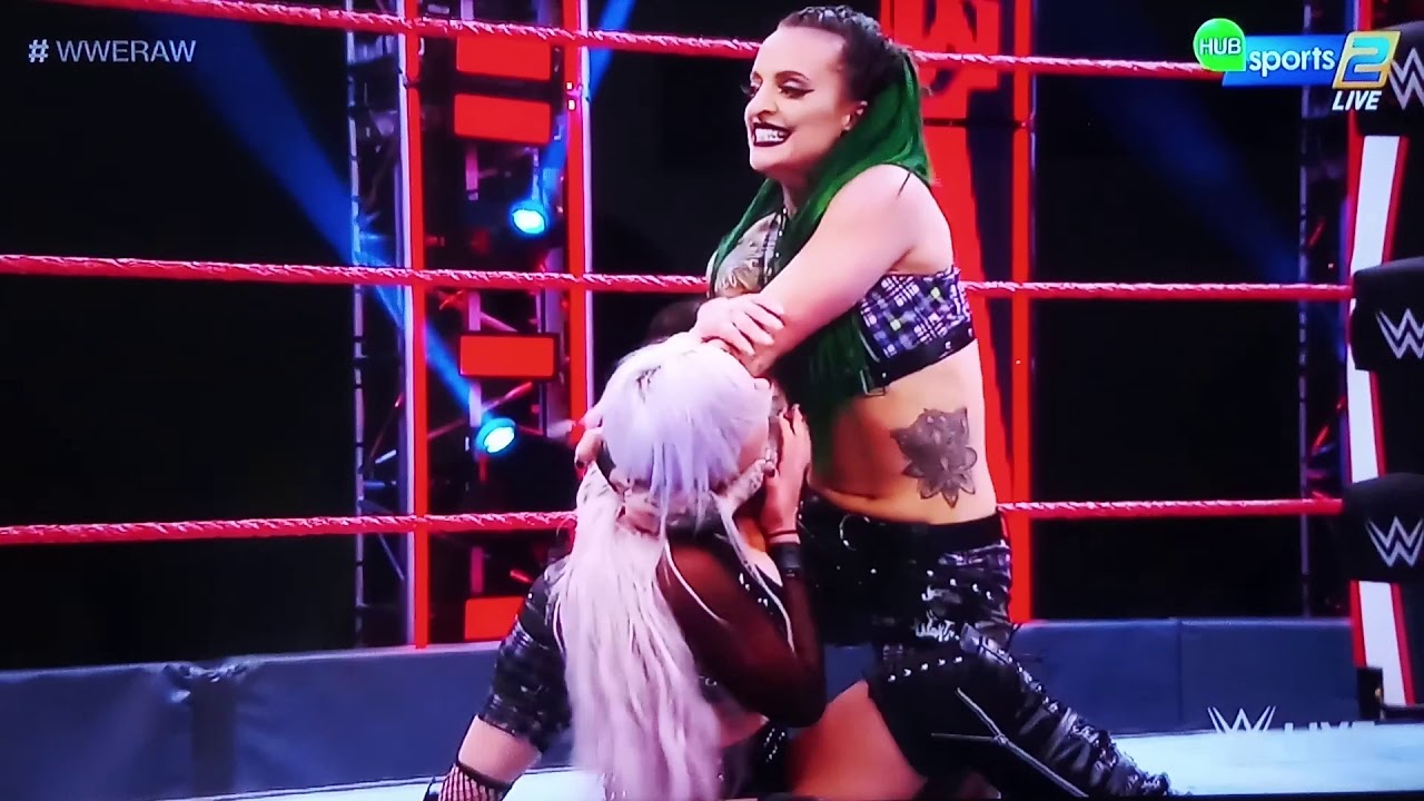 Liv Morgan vs Ruby Riott WWE Raw 20 Apr 2020 - YouTube