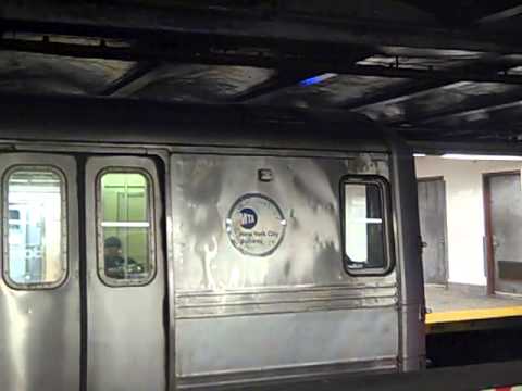 MTA Manhattan bound R44 (C) train at Jay St-MetroTech - YouTube
