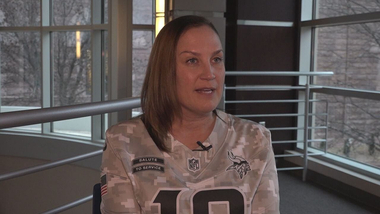 Dell Rapids Army National Guard veteran headed to Super Bowl - YouTube