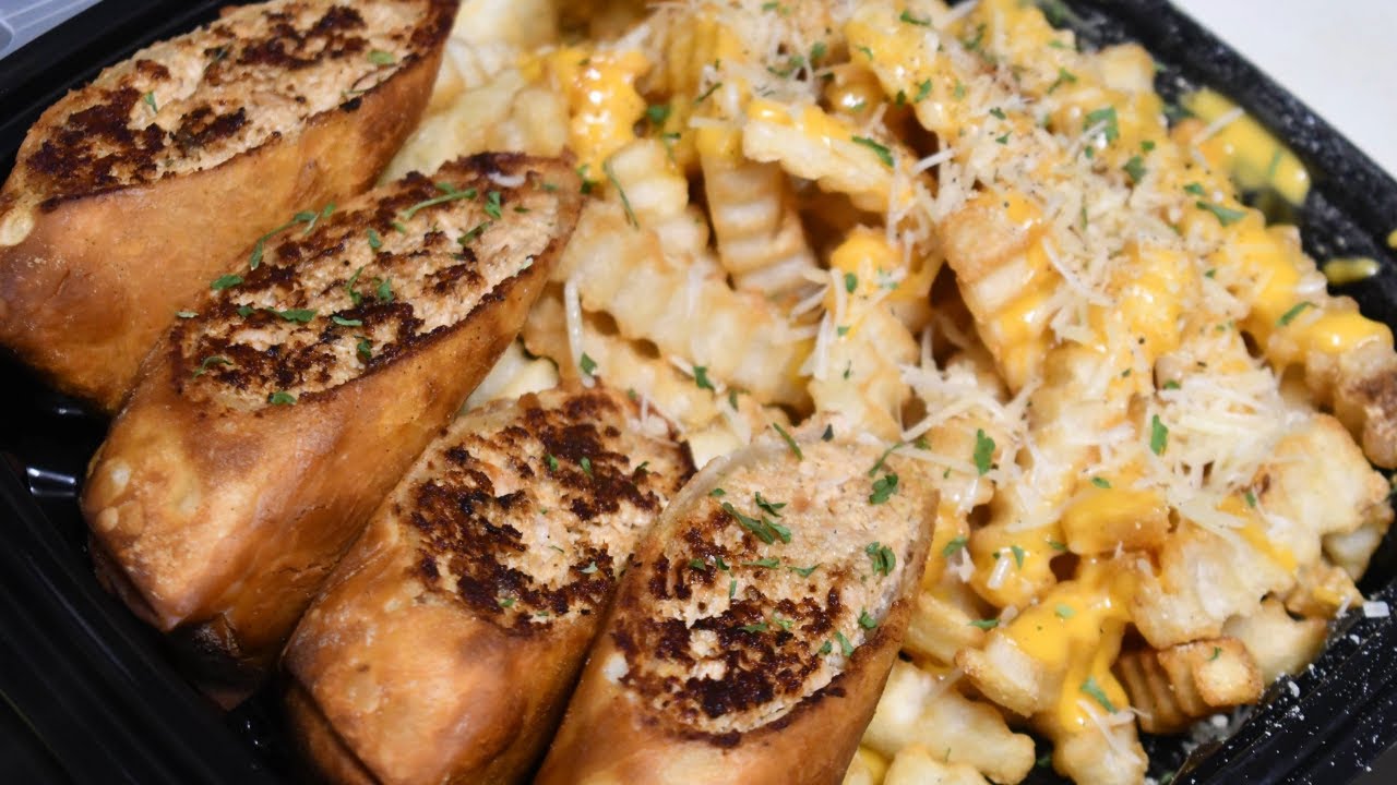 Wiz Cafe Is The GREATEST Breakfast Spot Of All Time - YouTube