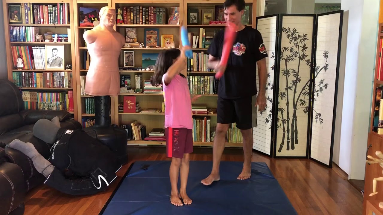 Kids Home Sword Fighting - YouTube