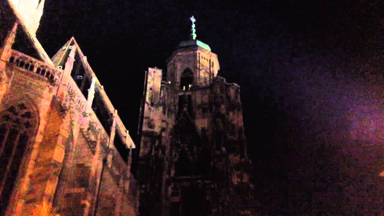 Wien [A] Stephansdom Pummerin Allerseelen 2015 - YouTube