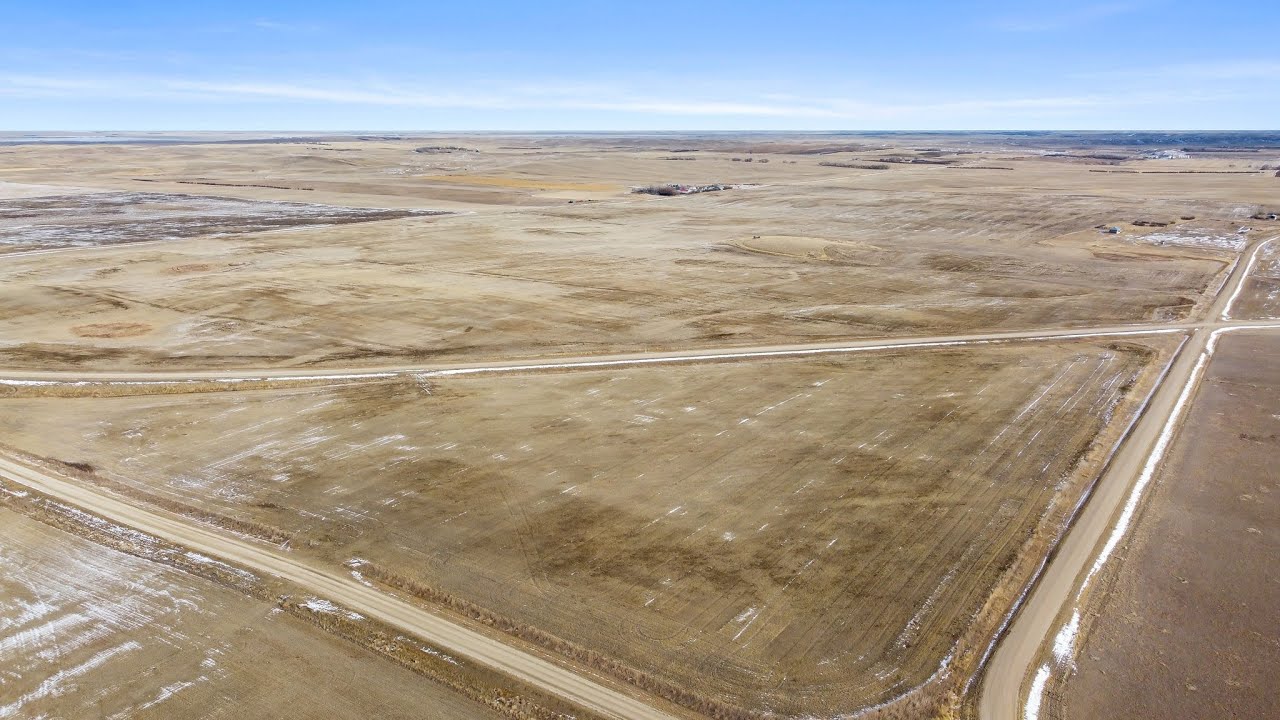 927 Acres - Coronach, SK Area - RM Bengough #40 - YouTube