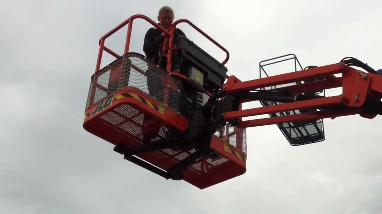 JLG 450 AJ Series 2 - YouTube