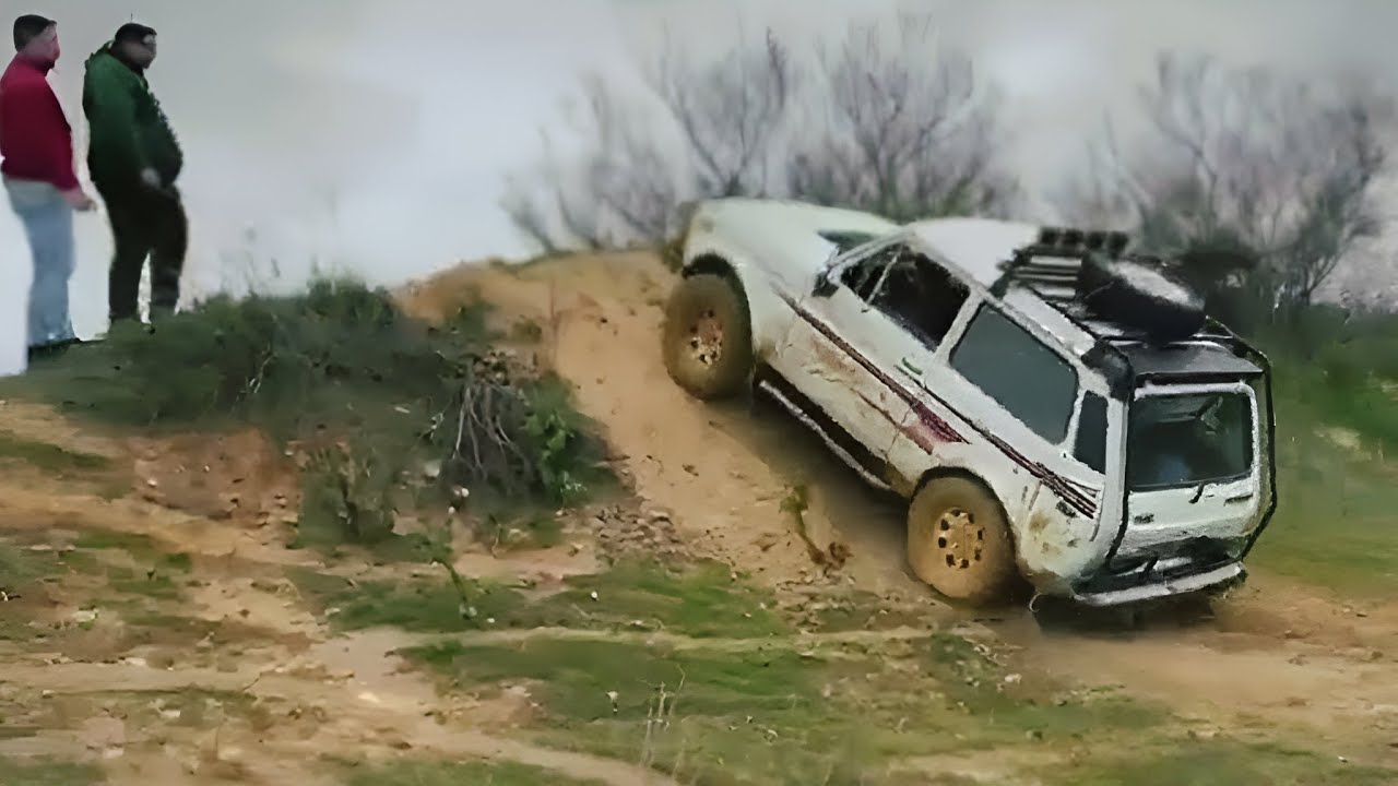 Lada Niva Off Road Fail Win Compilation 2022🏆 THE LEGEND 4x4 - YouTube