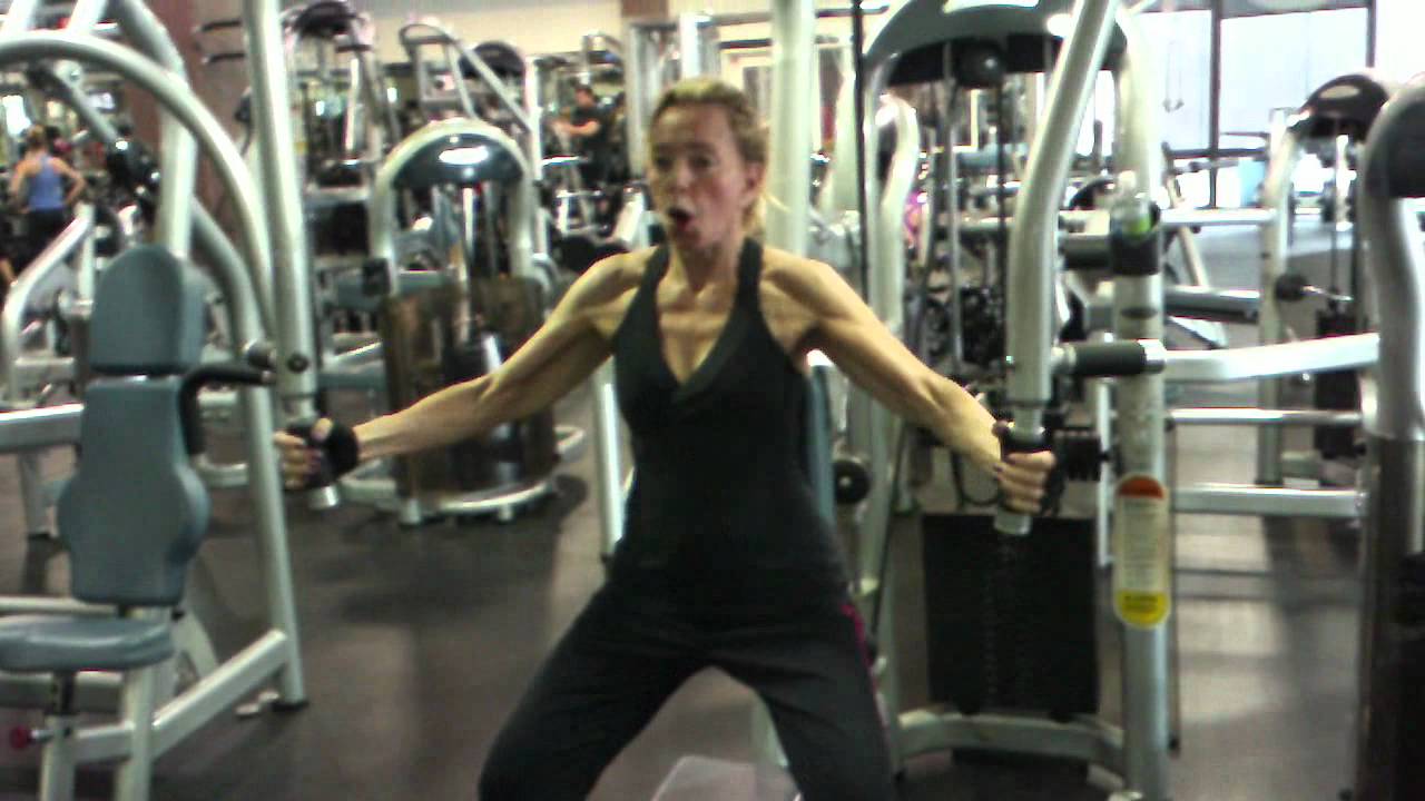 Pec-fly: Iso-Squat @ www.myfitnesspros.com - YouTube