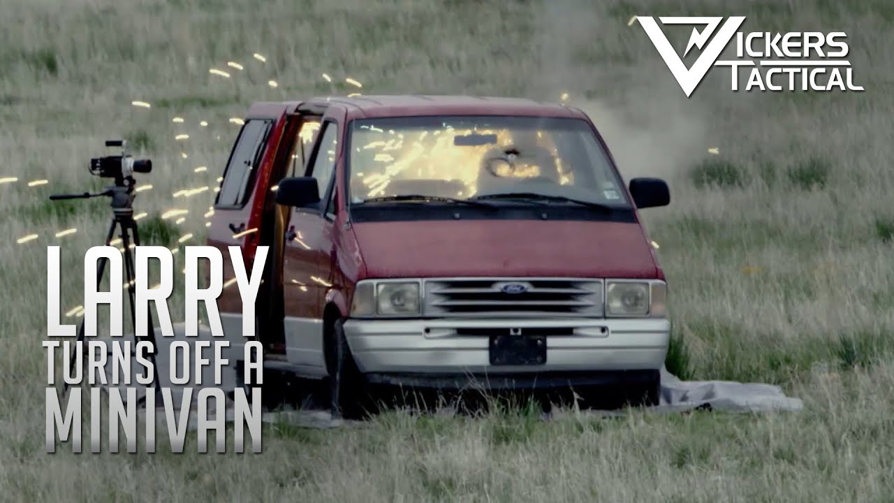 Larry Turns Off A Minivan - YouTube