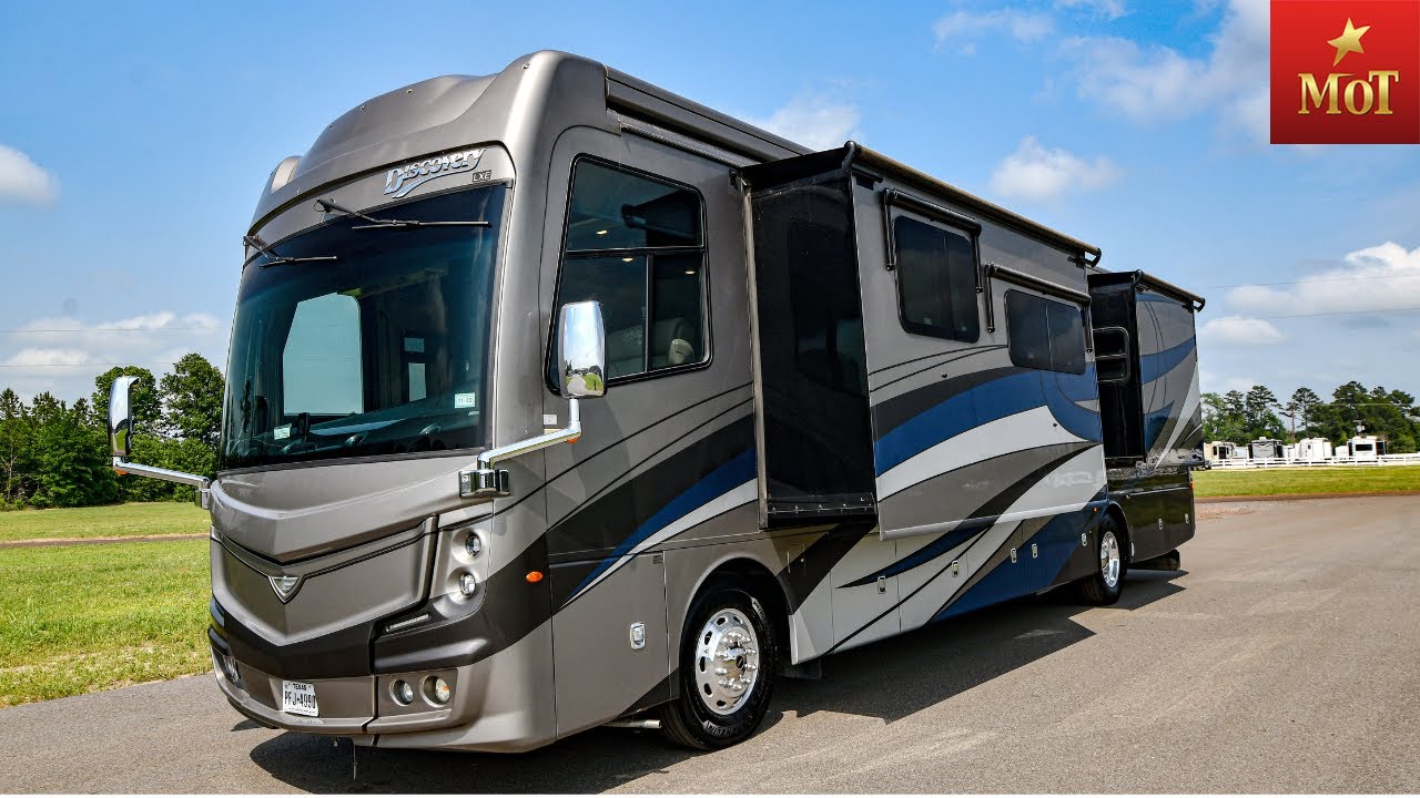 Motorhomes of Texas 2021 Fleetwood Discovery C3135 [SOLD] - YouTube