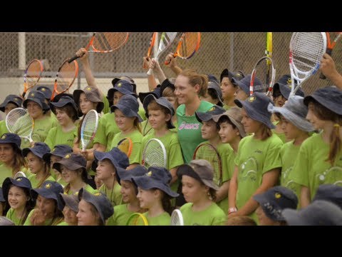 Sam Stosur returns to Gaven State School - YouTube