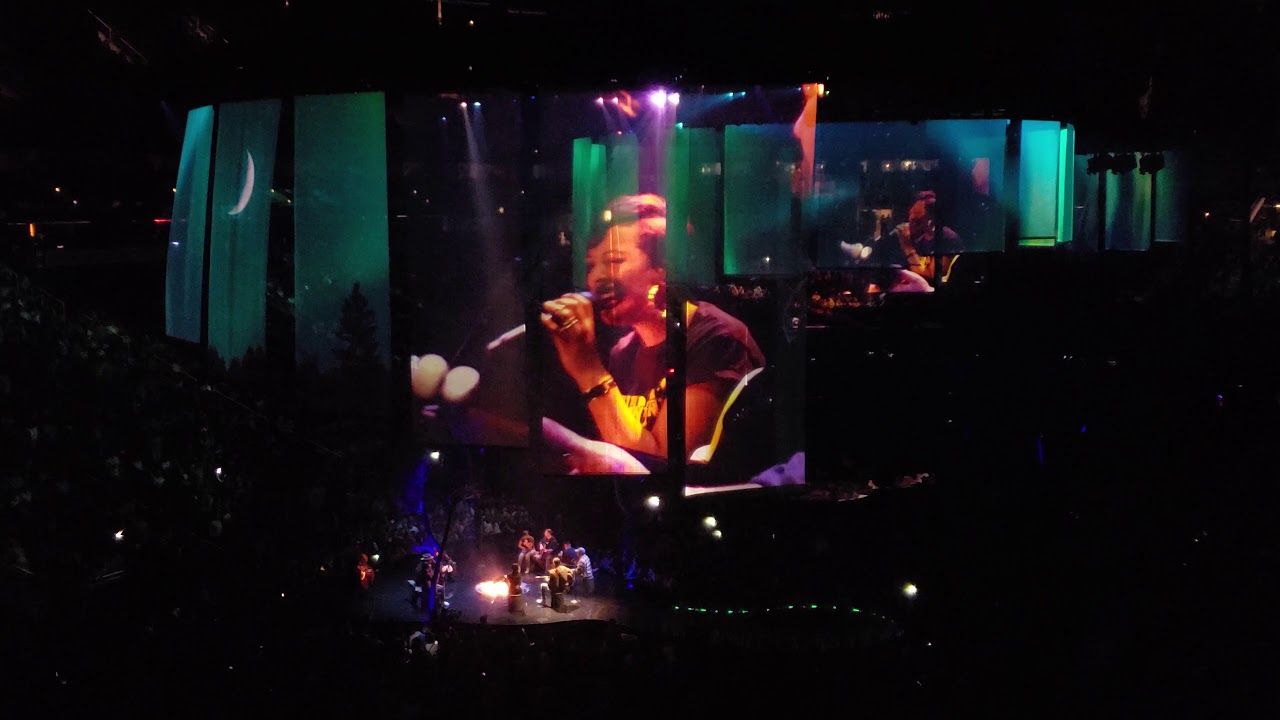 Justin Timberlake introduces his backup singers (Live In Houston,TX ...