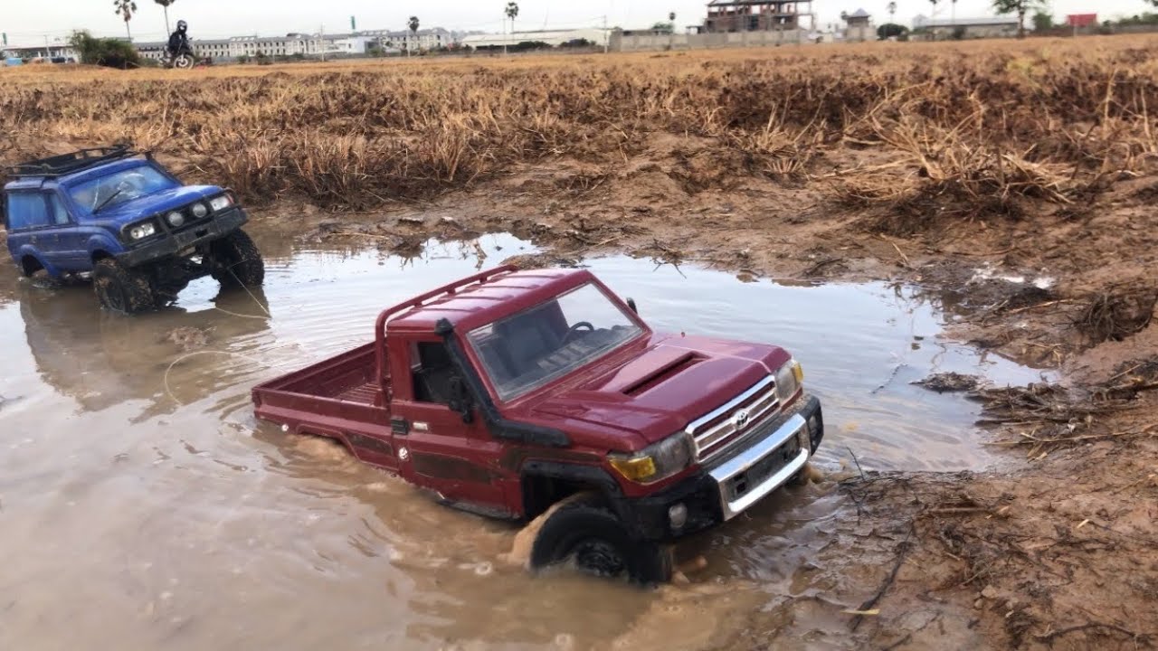 For MN82, driving in the mud is no problem 🚘🚘🚗🔥🔥 - YouTube