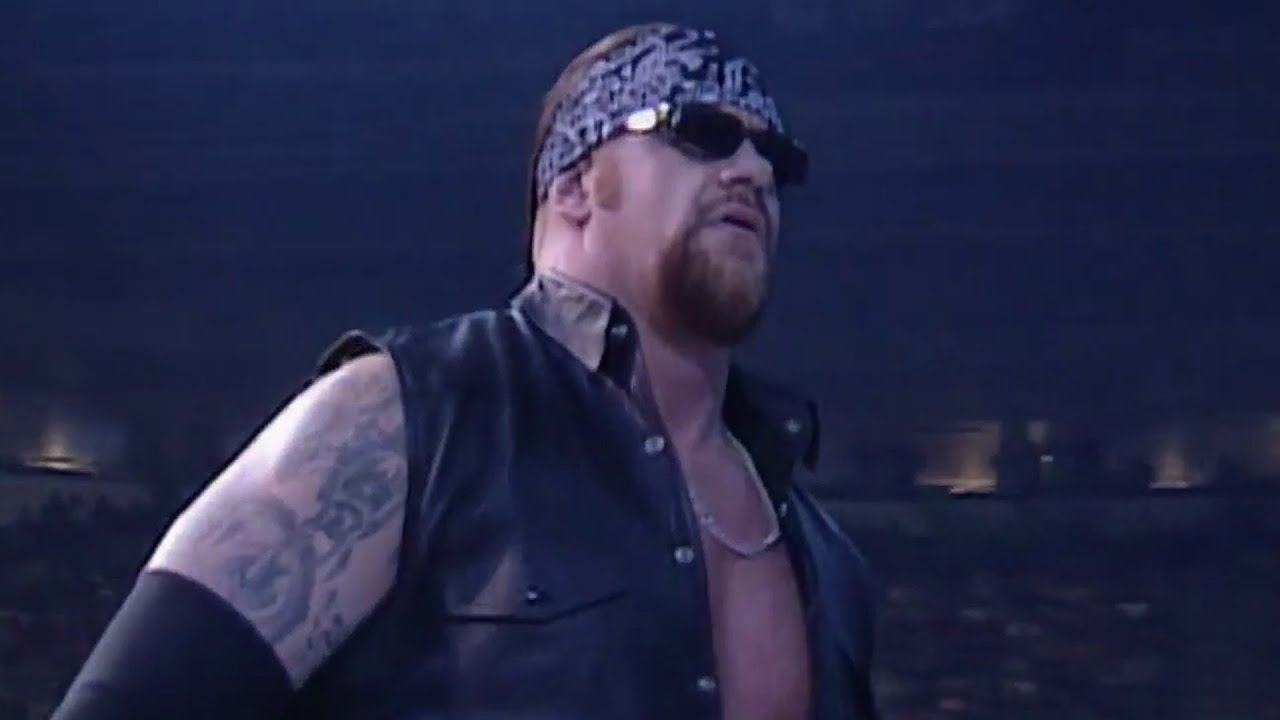 WWF RAW 2000 Undertaker - Entrance with Metallica's Sad But True - Epic ...