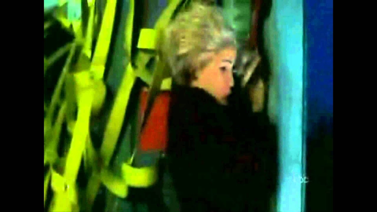 Alias scene - Sidney fights train guard - YouTube