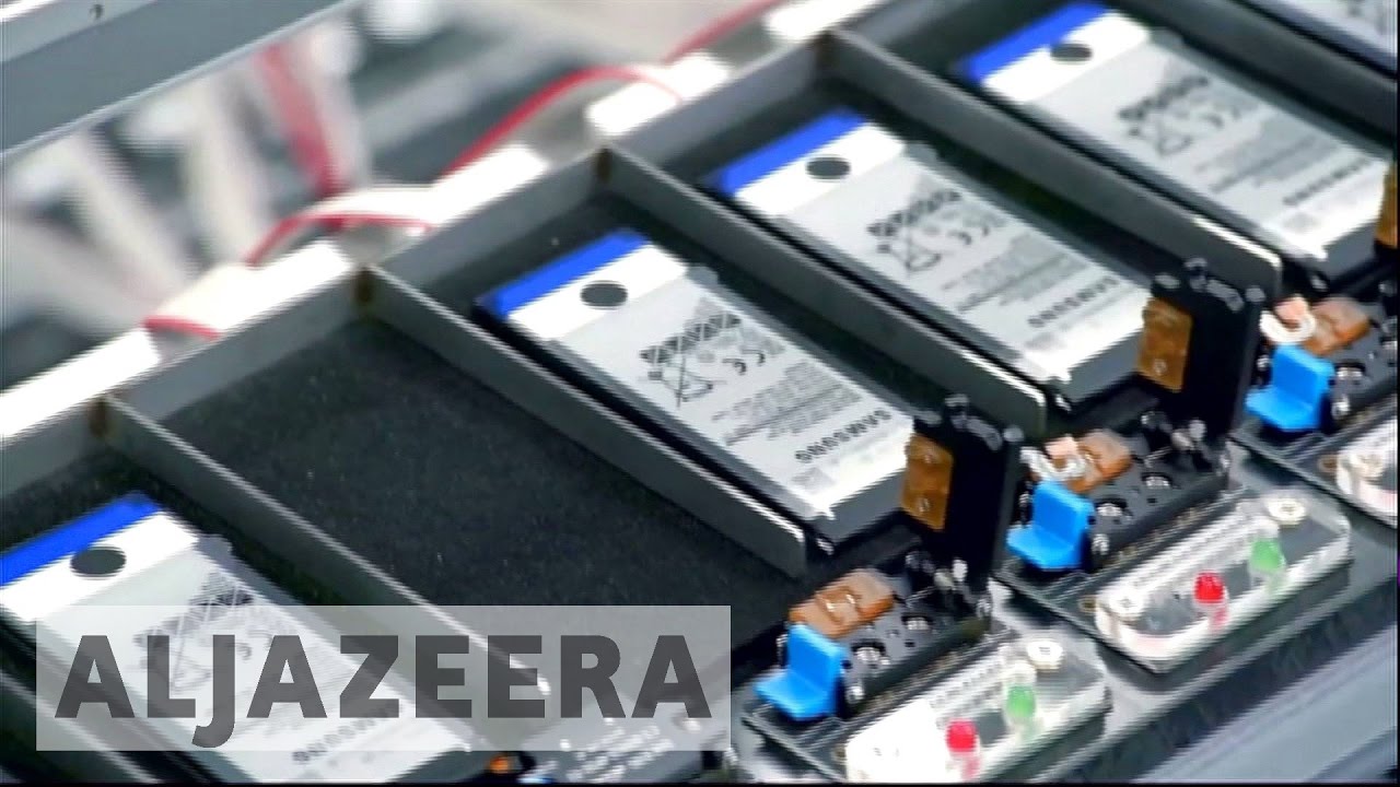 Samsung confirms battery behind Galaxy Note 7 fires - YouTube