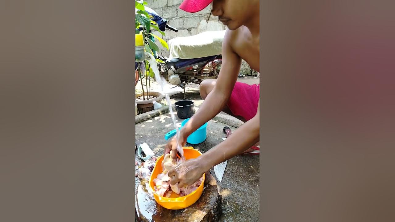 Adobo sa Toyo suka at maanghang n sili labuyo - YouTube