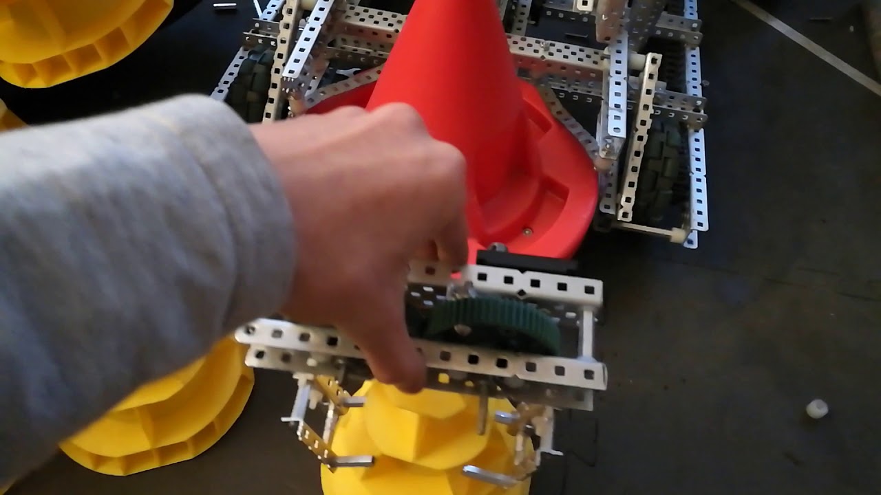 VEX In The Zone: 12/14/2017 Update - "Centrifugal Claw" Passive Cone ...